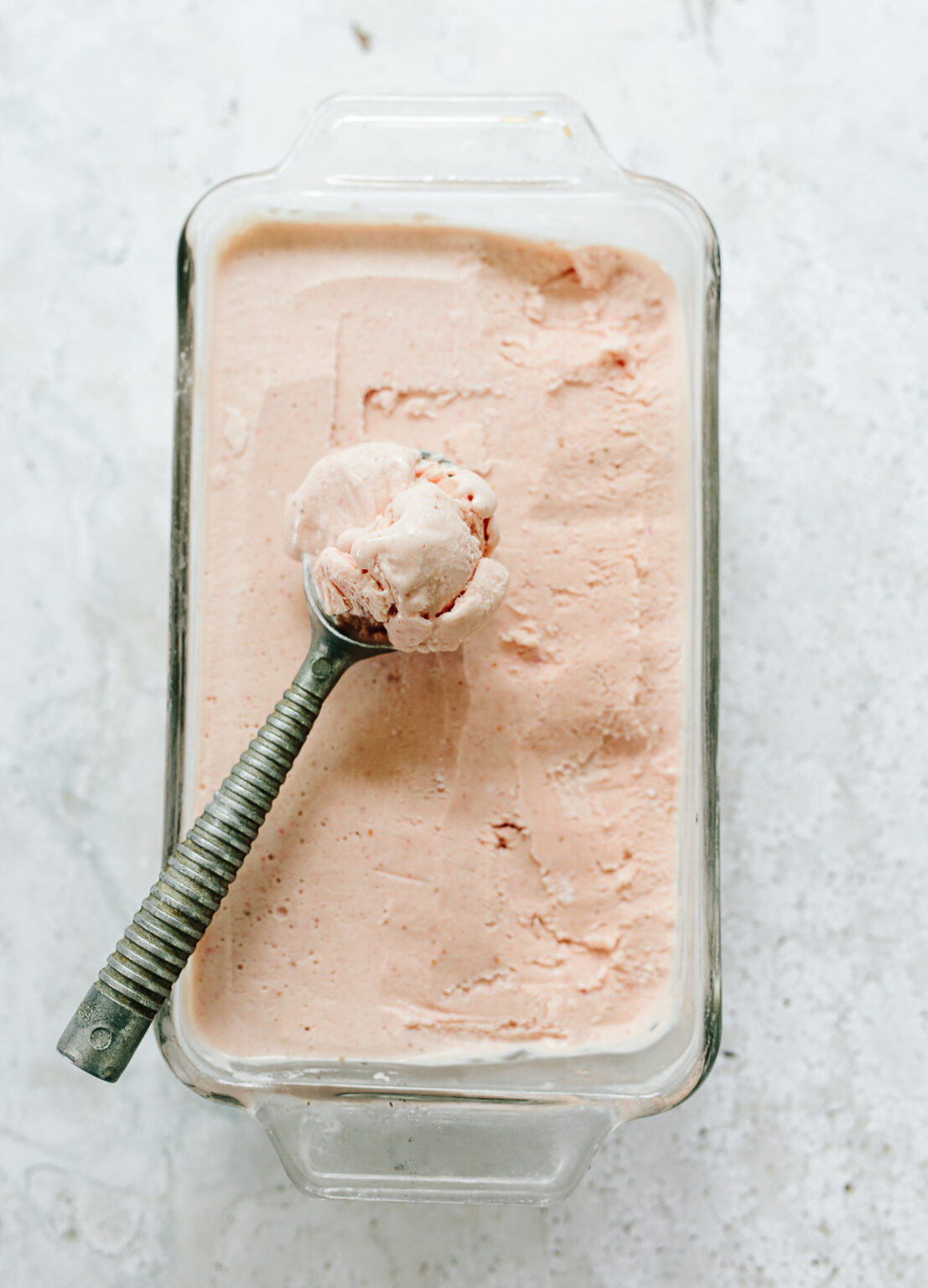 Easy Creamy Homemade Strawberry Ice Cream - Familystyle Food