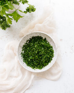 How to Chop & Store Parsley (Fresh All Week!) - Familystyle Food